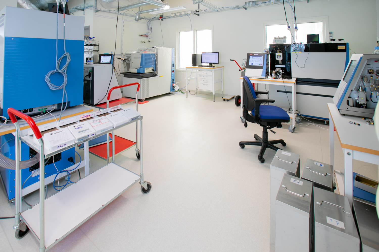 Laboratory for the University of Gothenburg - MedicSolution Nordic AB